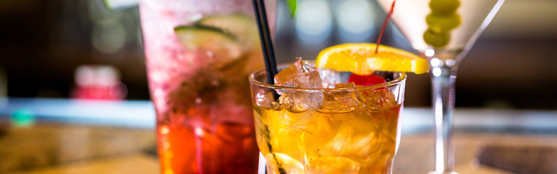 飲み放題 | 熊本県熊本市北区植木のバーならBar BAKKAS (バー バッカス)